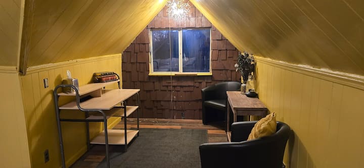 Collett Park Loft - Universal, IN