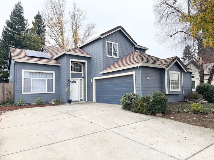 Warm And Cozy 3 Bedrooms In Elk Grove - 麋鹿林