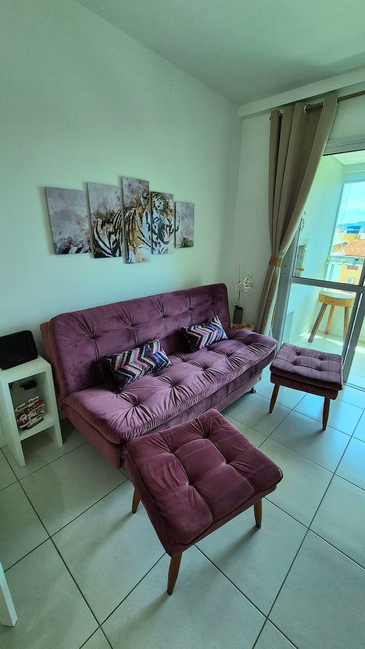 Apartamento Novo Em Condomínio Com Piscina - Florianópolis