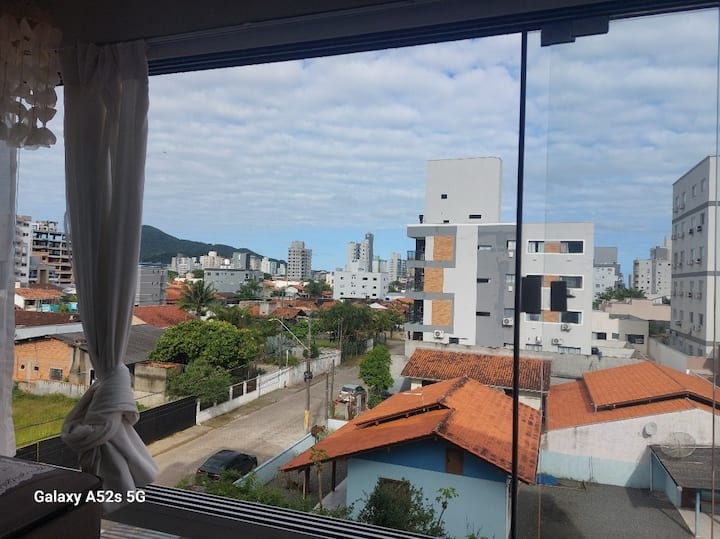 Beto Carrero, Apartamento A 9km De Bc Decorado. - Navegantes
