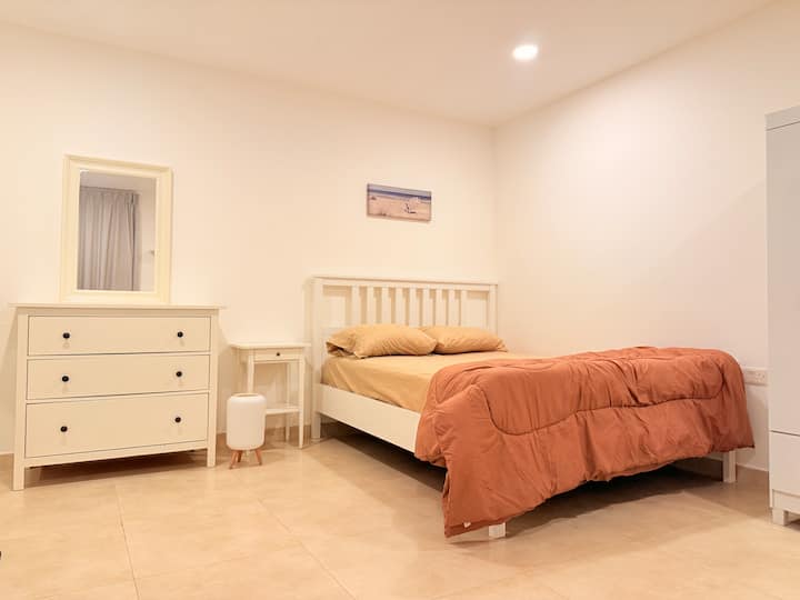 Private Studio With Private Entrance R2 - Abu Dhabi