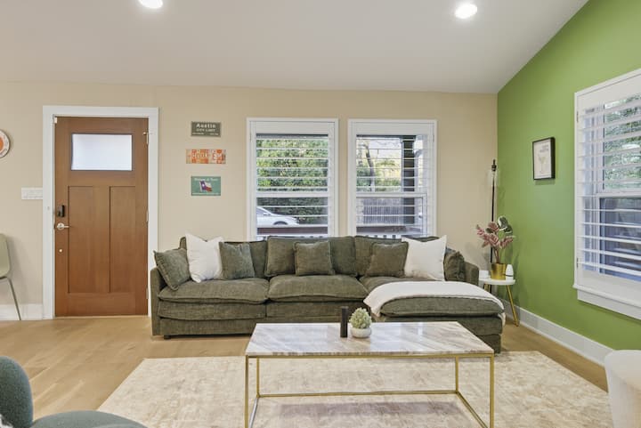 Sleeps 12 | Heated/cooled Cowboy Pool, Fire Pit - Austin