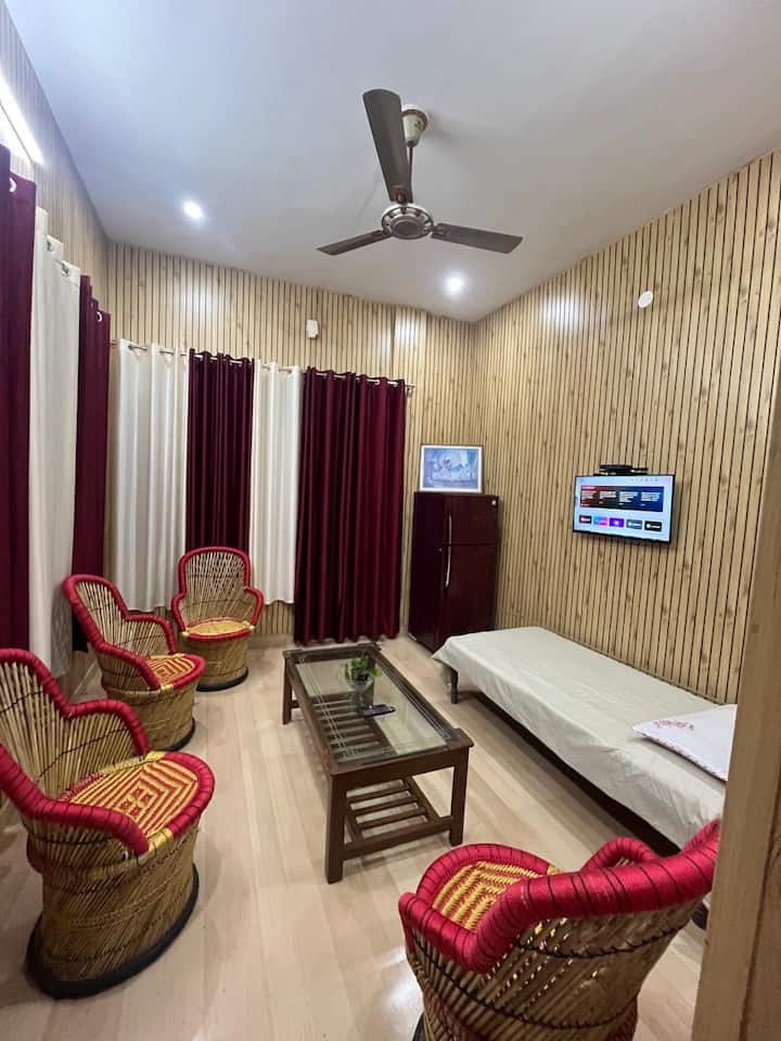 Satyam Niwas - Dharamsala