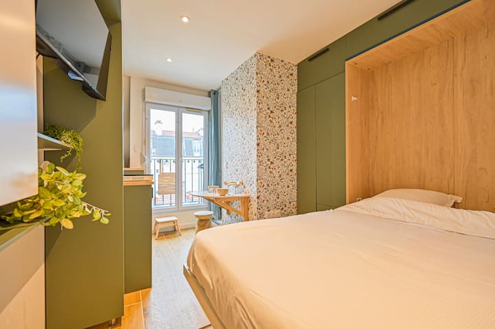 Warm Studio With Eiffel Tower View - Paris