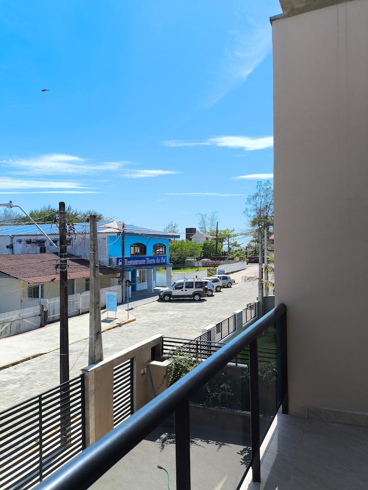 Apto 1 Praia Itapoá Sc -150m Do Mar E 50m Do Rio - Itapoá