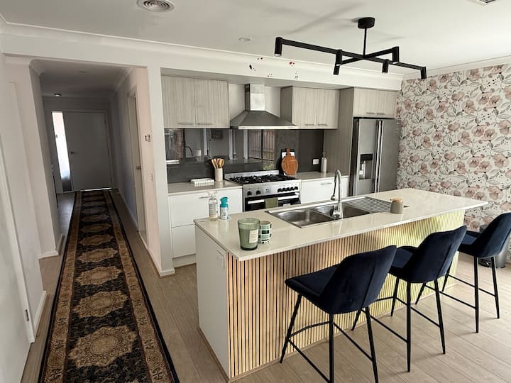 Geelong–surf Coast Base-all You Need-kids And Pets - Geelong