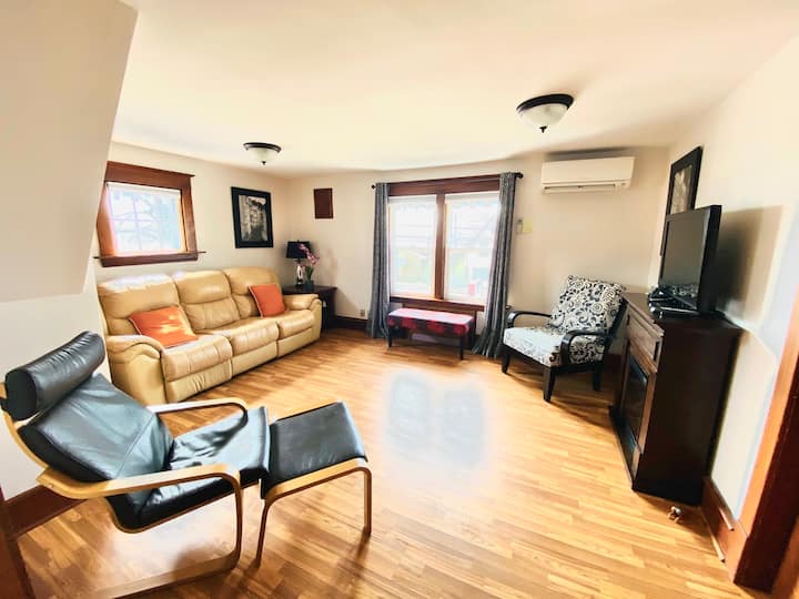 Cozy Clean City Flat - Charlottetown