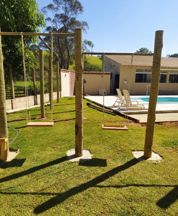 Linda Sítio Para Finais De Semana - Pouso Alegre