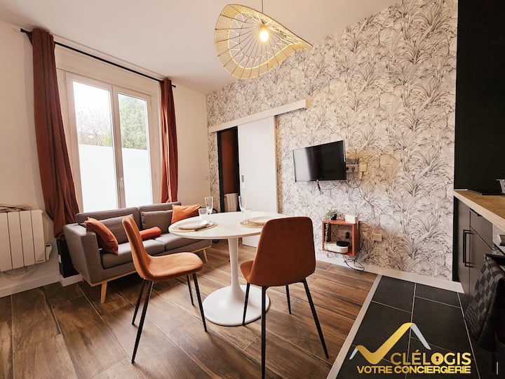 Le Bain Rouennais ,  Sa Chambre, Baignoire  Balneo - Rouen