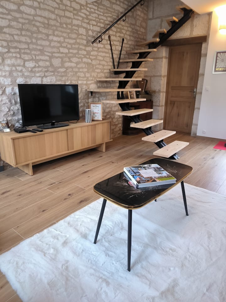 Maison 80m2 Entièrement Rénovée 2 Chambres, Centre - Niort