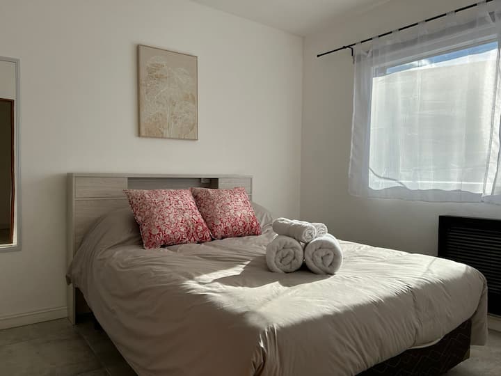 Departamento Luminoso En El Centro - Argentina