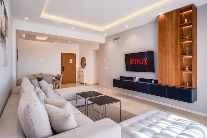 Spacious 3-br Zen Retreat With Balcony - Tangier