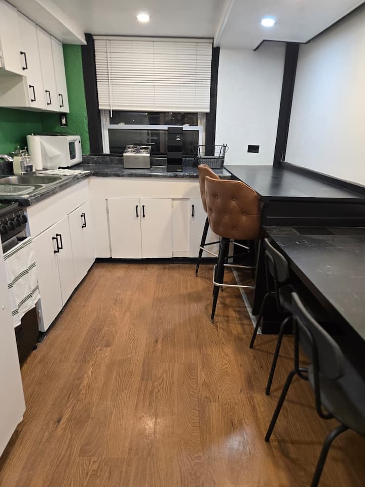 Single Bed In Shared Dorm - Digital Nomads Only - Chicago, IL