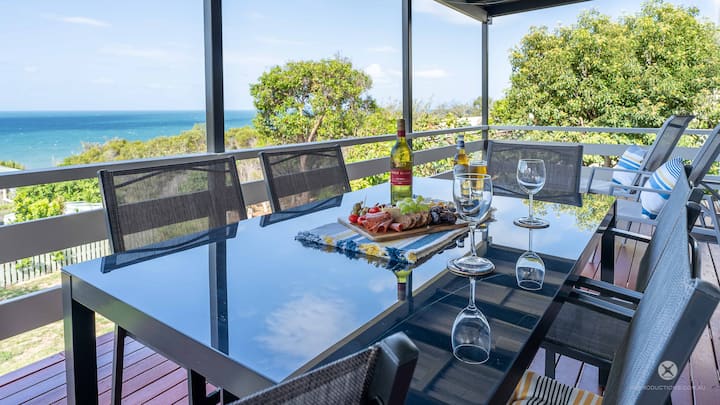 Peter's Cottage - A Coastal Gem In Historic 1770 - Seventeen Seventy