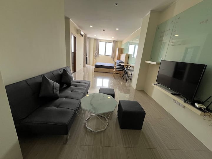 Bright Condo In Phnom Penh - Phnom Penh