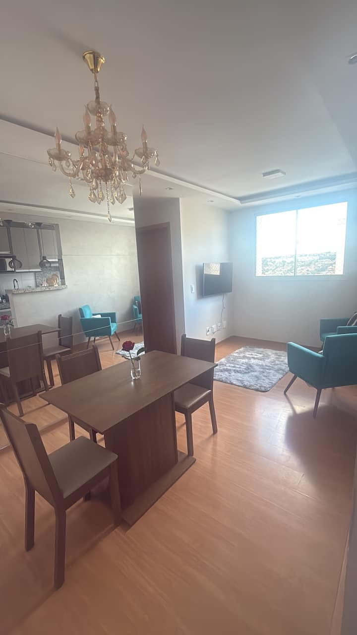 Apartamento Aconchegante, Moderno E Bem Localizado - Londrina