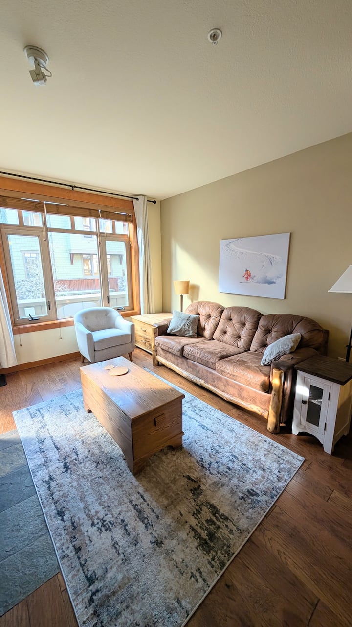 Charming 1br In White Mtn Lodge, Village Center - Mammoth Lakes, CA