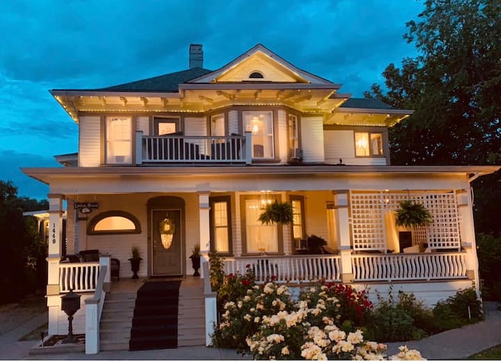 Lindon House Vacation Suite - Kelowna