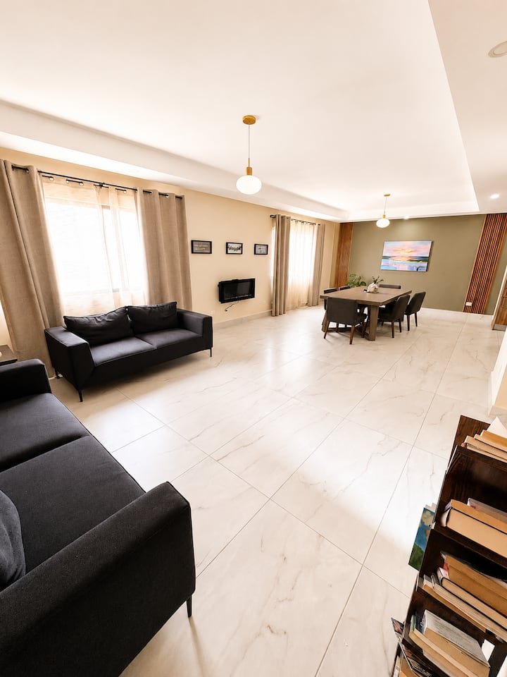 Casa Amplia Para Grupos - Zona Residencial - Monterrey