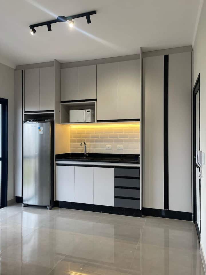 Studio Moderno Tv Ar Garagem Cob Super Confortável - Boituva