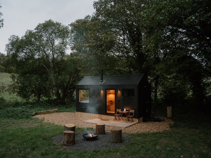 Unyoked Off-grid Cabin - Axel - Highclere