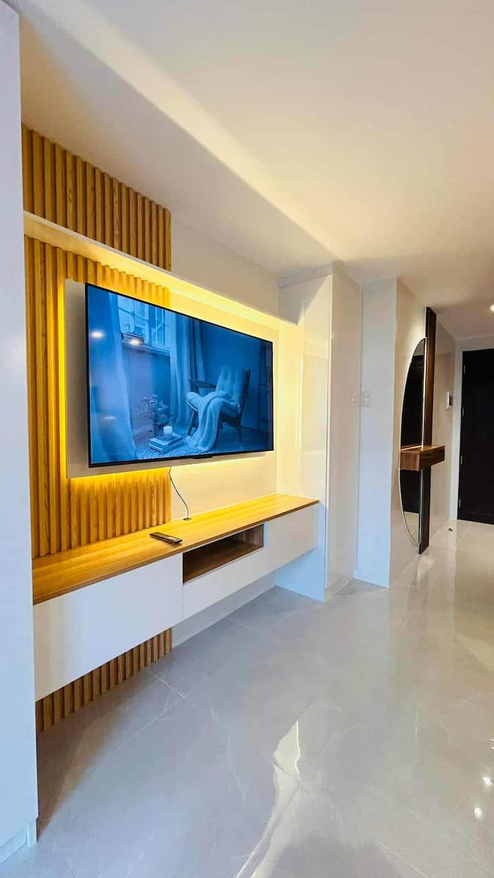 Cebu Premium Designer Studio Near It Park Banilad - Cebu City