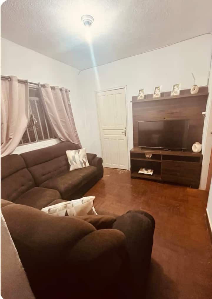 Casa Simples E Organizada Para 4 Hóspedes - Alfenas