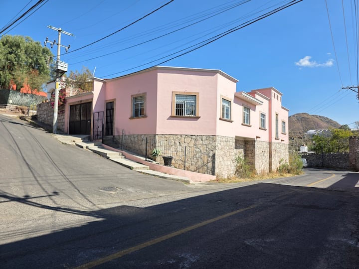 Casa Oasis | 1 Planta | 4 Recámaras | 3 Cocheras - Guanajuato