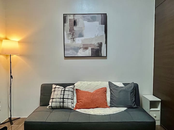 1br+sofa Bed|air Res. Makati Cbd| Pool |Wifi |5pax - Manila