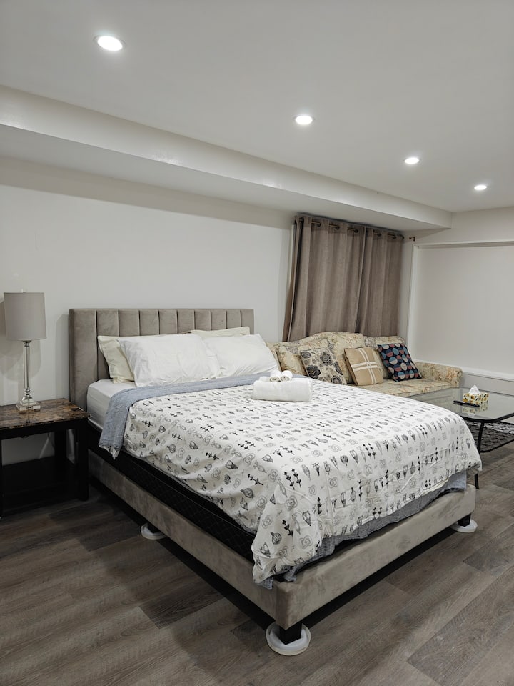 Ken's Place 1 - 聖凱瑟琳斯