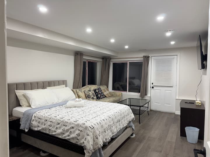 Ken's Place 1 - St. Catharines