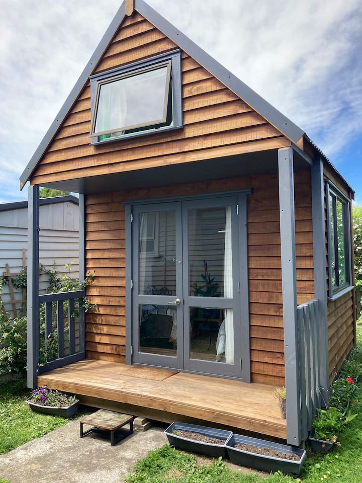 The Little Loft Cabin - Blenheim