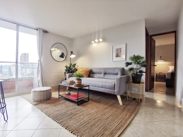 Elegant Stay In El Poblado – Unique View - Medellín