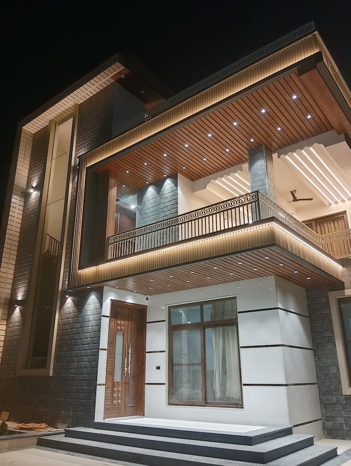 The Grand 6bhk Estate – Luxe Stay For Big Groups - Amritsar