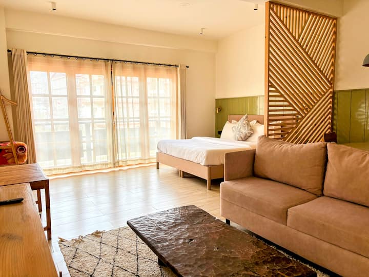 J2 Studio Room W/ Balcony+floor Heating+bfast - Manali