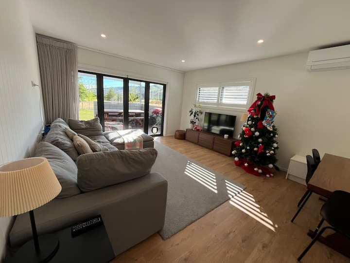 Relaxed Cromwell Getaway On A Private Acre - Cromwell, New Zealand