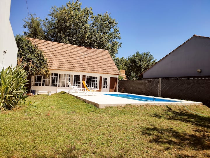 Cabaña Con Pileta A Dos Cuadras De La Laguna - Chascomús