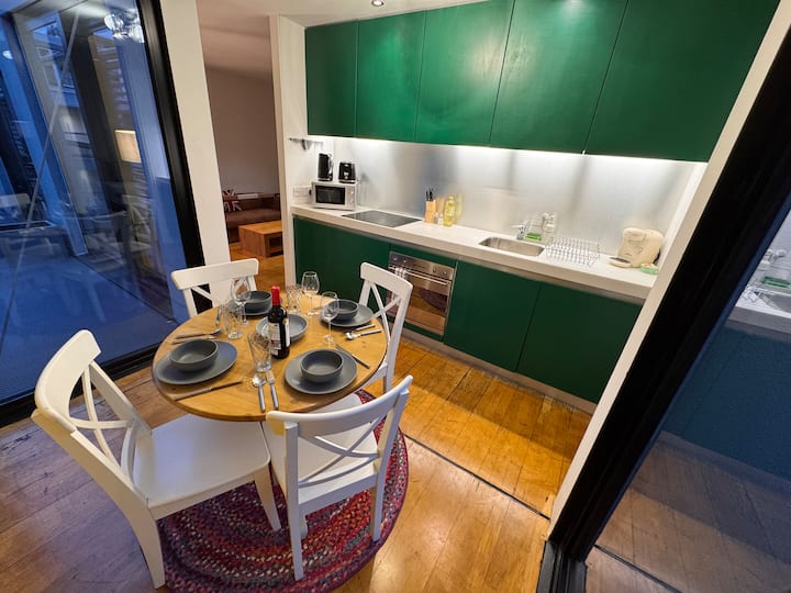 Near The City Centre, Arena, Deansgate & Trafford - Spinningfields - Manchester