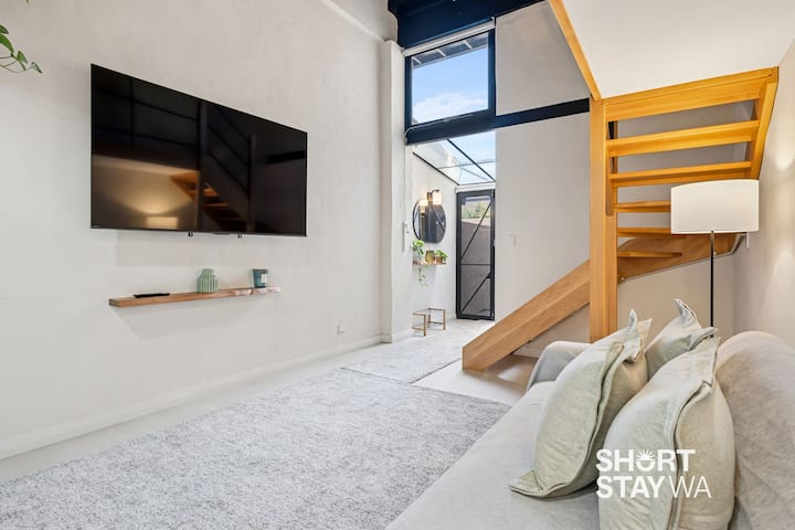 Heart Of The West End Private Freo Condo - Fremantle