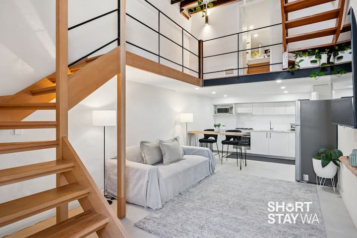 Heart Of The West End Private Freo Condo - Fremantle
