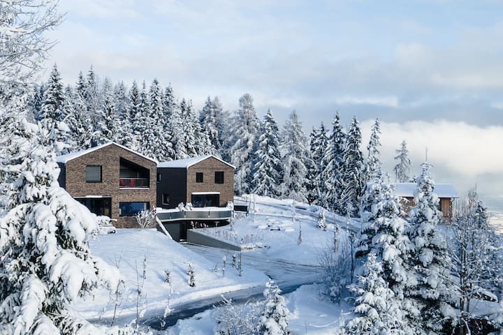 Modernes Architektur-chalet Mit Alpenpanorama - Brandnertal