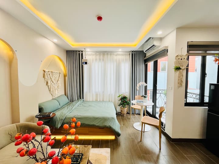 West Lake At Your Doorstep – Cozy Apt + Laundry - Hanoi