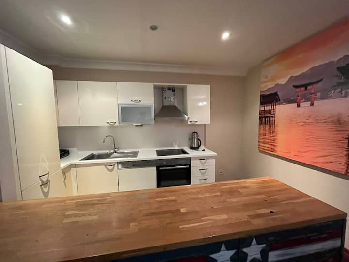 Cozy Penthouse In Elysium • 10-min Walk To Taksim - Istanbul