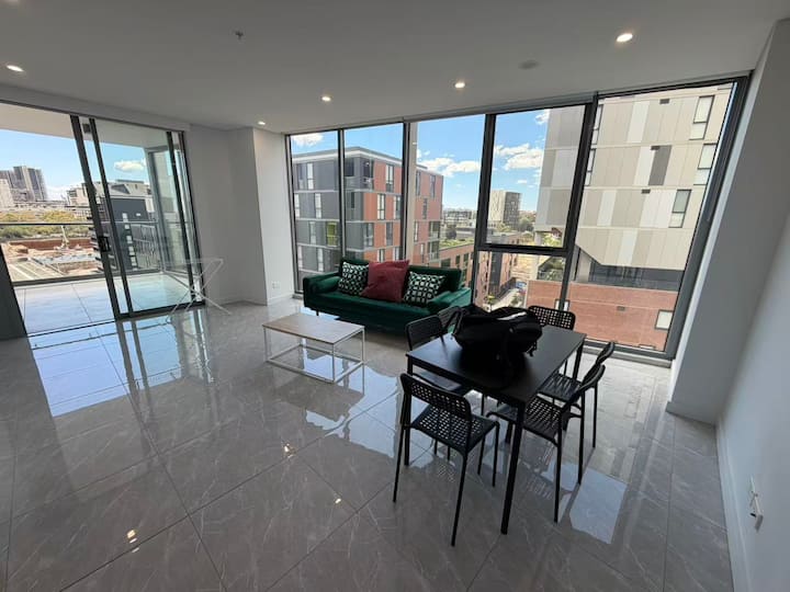 Bright And Comfy 2br Apartment In Zetland - Bondi Beach