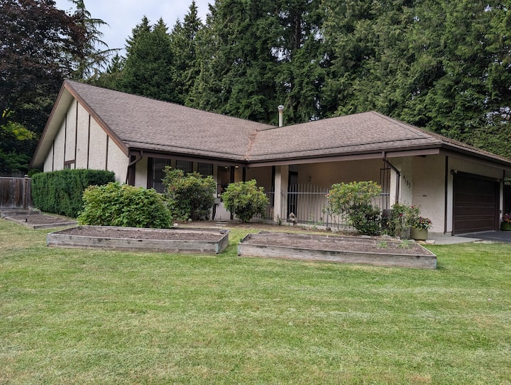 Tranquil Character Home - Vancouver