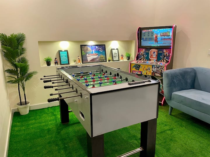 3 Bed House In Dha 9 Town With Arcade + Foosball - Lahore