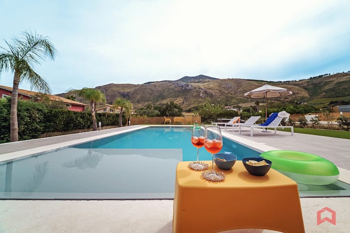 Deliziosa Villa Con Piscina E Jacuzzi A Scopello - Castellammare del Golfo