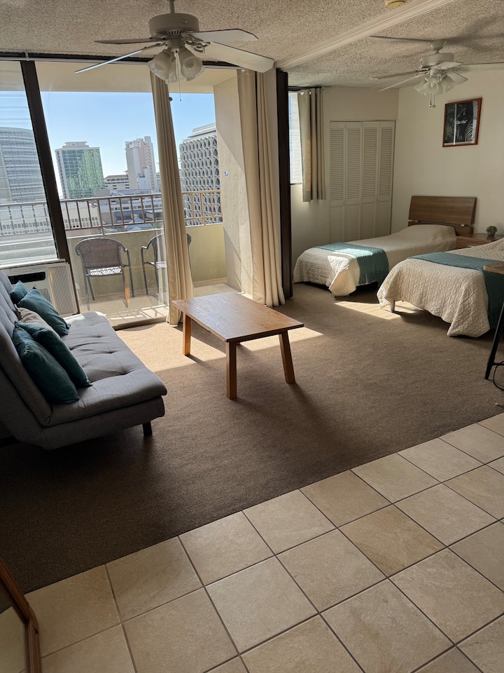 Royal Kuhio 14th Floor/free P - Honolulu, HI