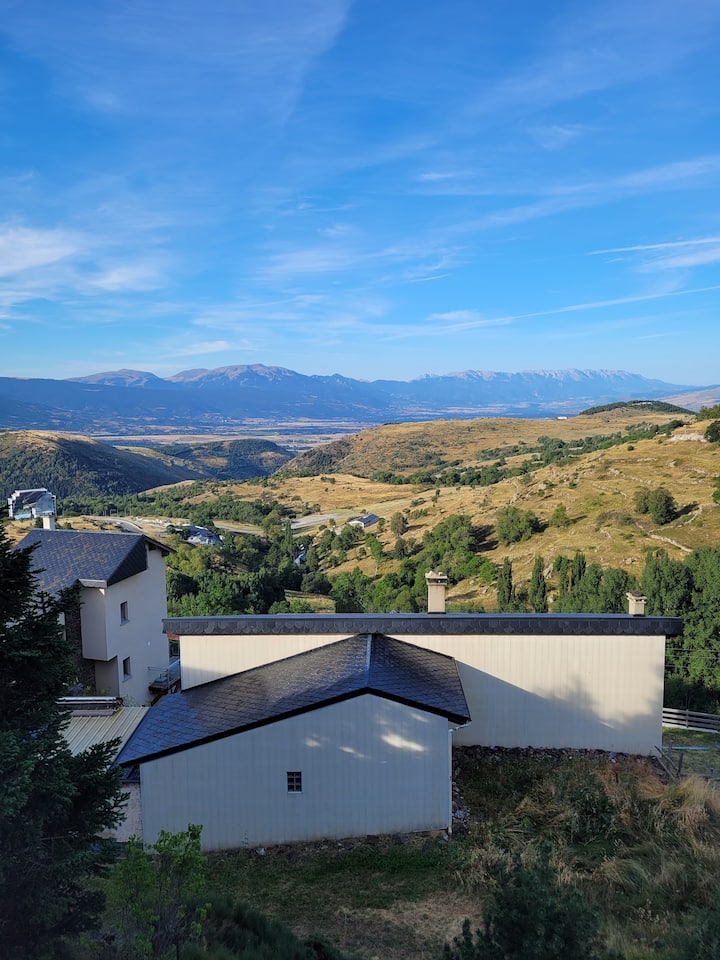 Appartement Avec Vue Panoramique Et Jardin Arboré - Puigcerdà