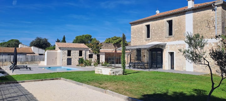 La Belle Vigneronne, Avec Piscine Et Boulodrome. - Baillargues